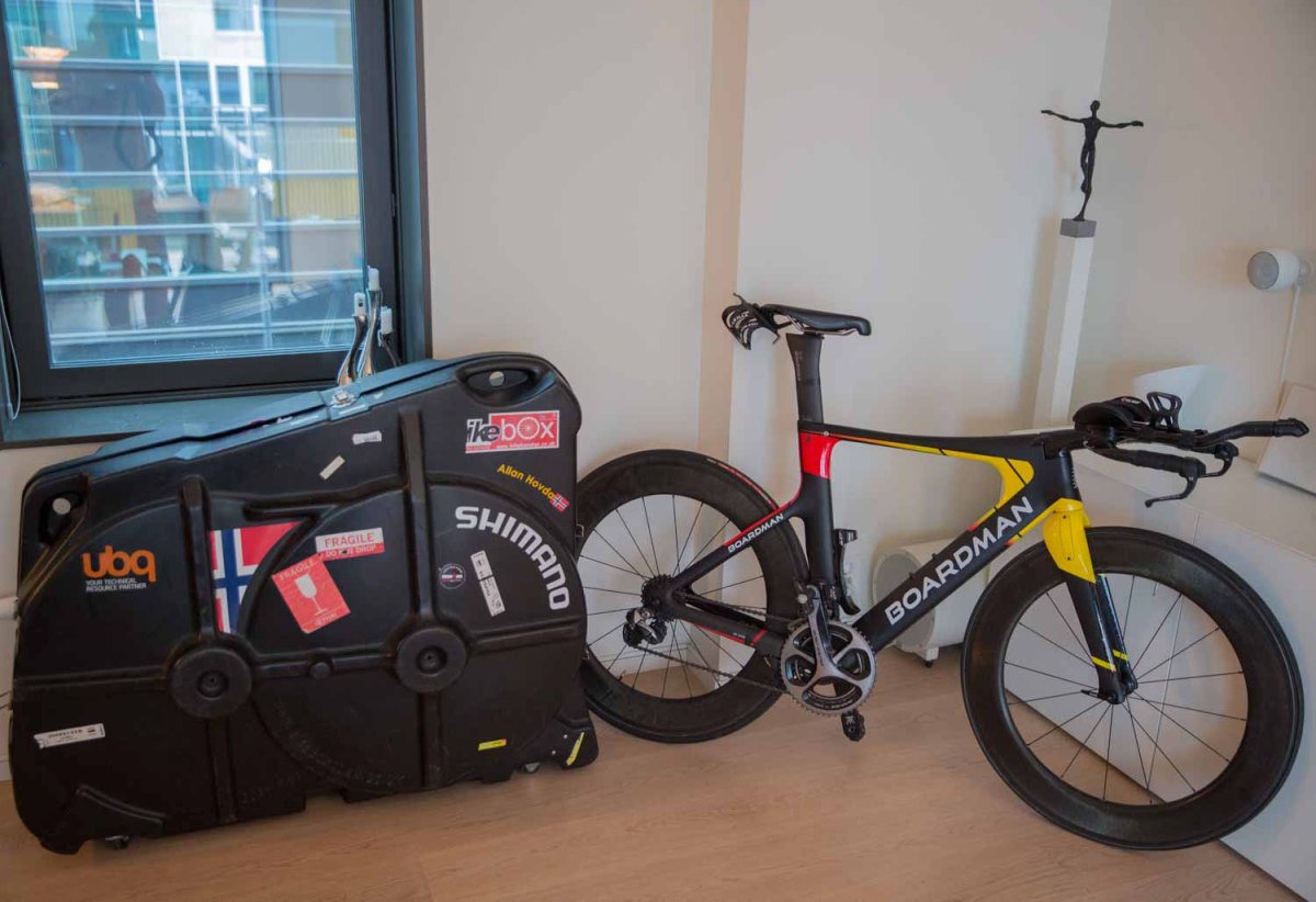 The traveling triathlete – part 1 – bicycle suitcase – Allans ...